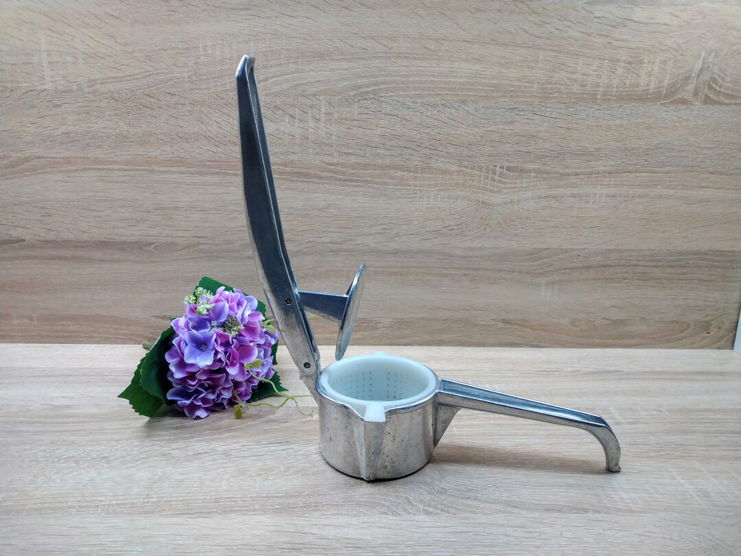 Vintage Aluminum Hand Held Fruit Juicer, Juice Squeezer, Hand Held ...