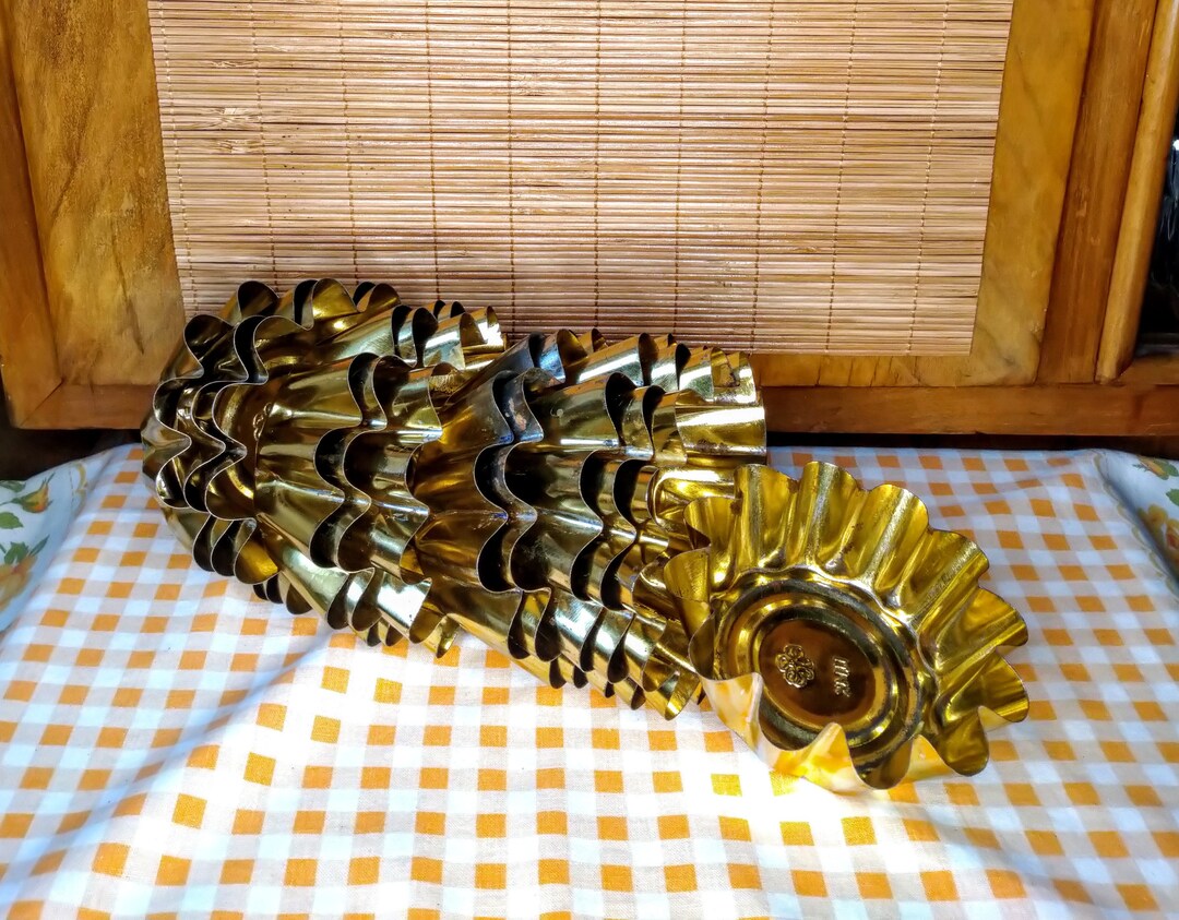 Vintage Fluted Jello Molds (set of 12): Rusty Farmhouse Decor - Etsy