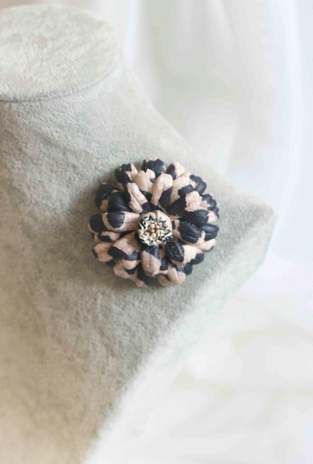 Handmade Leather Chrysanthemum Brooch, Small Flower Pin - Etsy