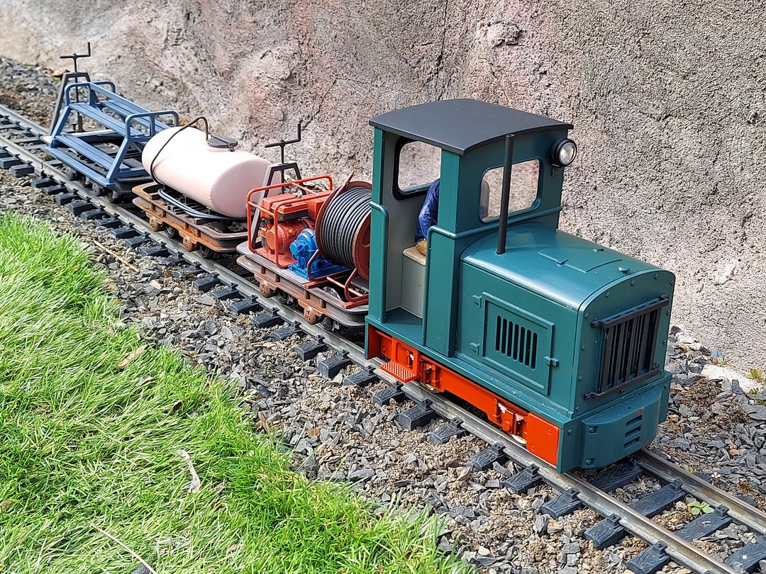 7/8ths 1:13.7 3D Printed Full Cab Industrial Diesel Critter Kit - Etsy