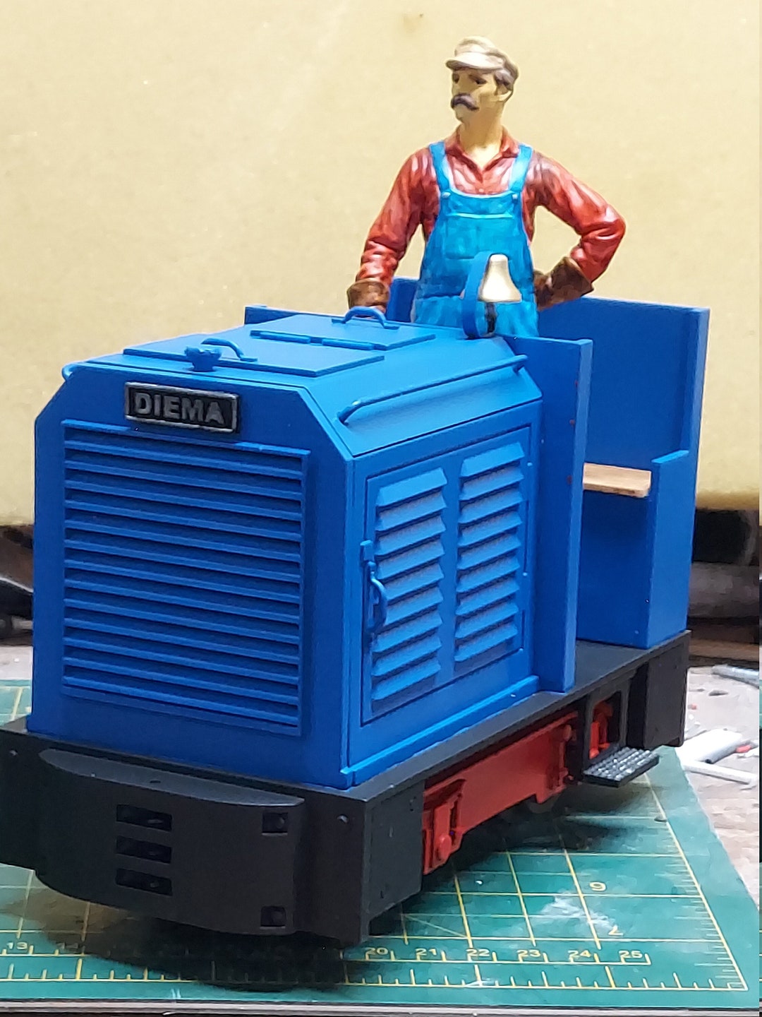 7/8ths 1:13.7 3D Printed Open Cab Industrial Diesel Critter Kit - Etsy