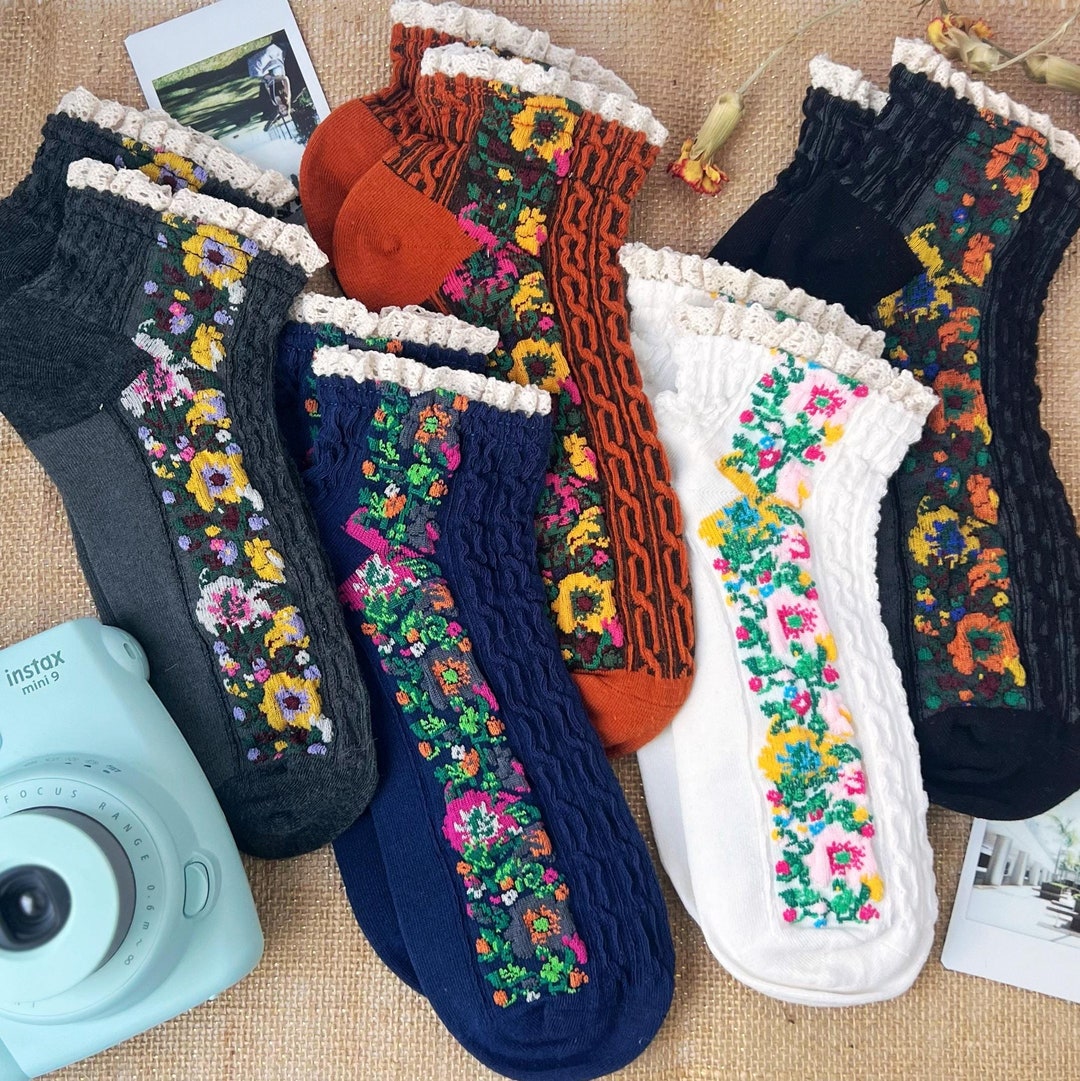 Floral Bohemian Socks | 5 Colors | Retro Flower Stripe Socks | Black ...