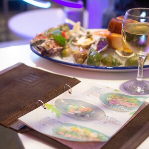 Custom Restaurant Menu Folder, Cafe Bar Menu, Leather Menu Book, Menu ...