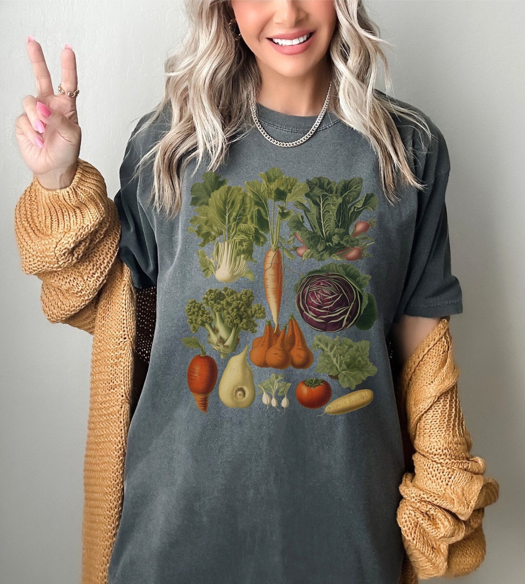 Cottagecore Vintage Vegetables Tee, Comfort Colors Vintage Botanical Garden Veggies, Gardening ...