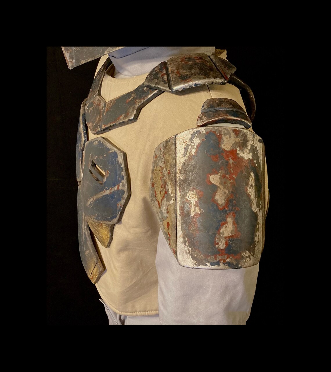Mandalorian Armor. Battle Worn Cuirass, Back, Neck, Collars & Shoulders ...
