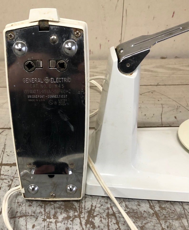 Vintage GE General Electric Stand Mixer 12 Speed Original Milk Glass ...