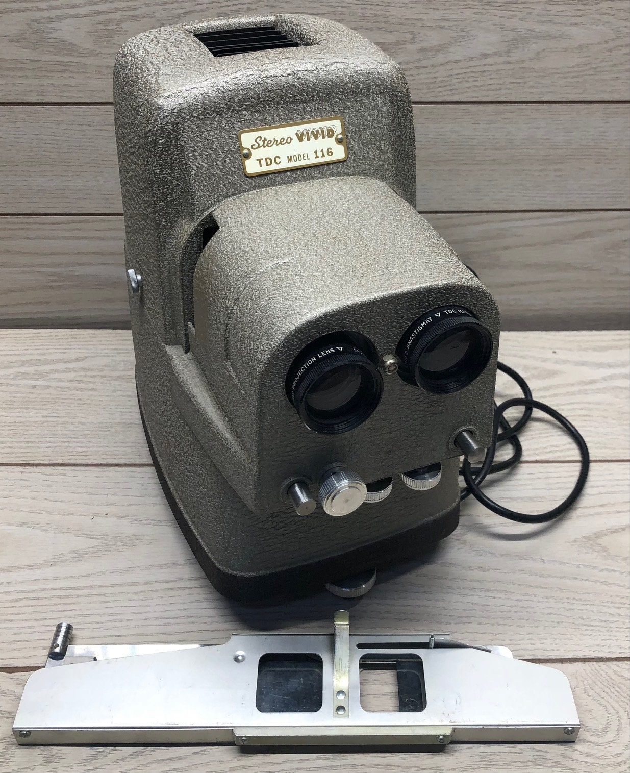 44％割引【送料無料（一部地域を除く）】 TDC Stereo Vivid 116 Stereo Projector その他 生活家電-OTA ...