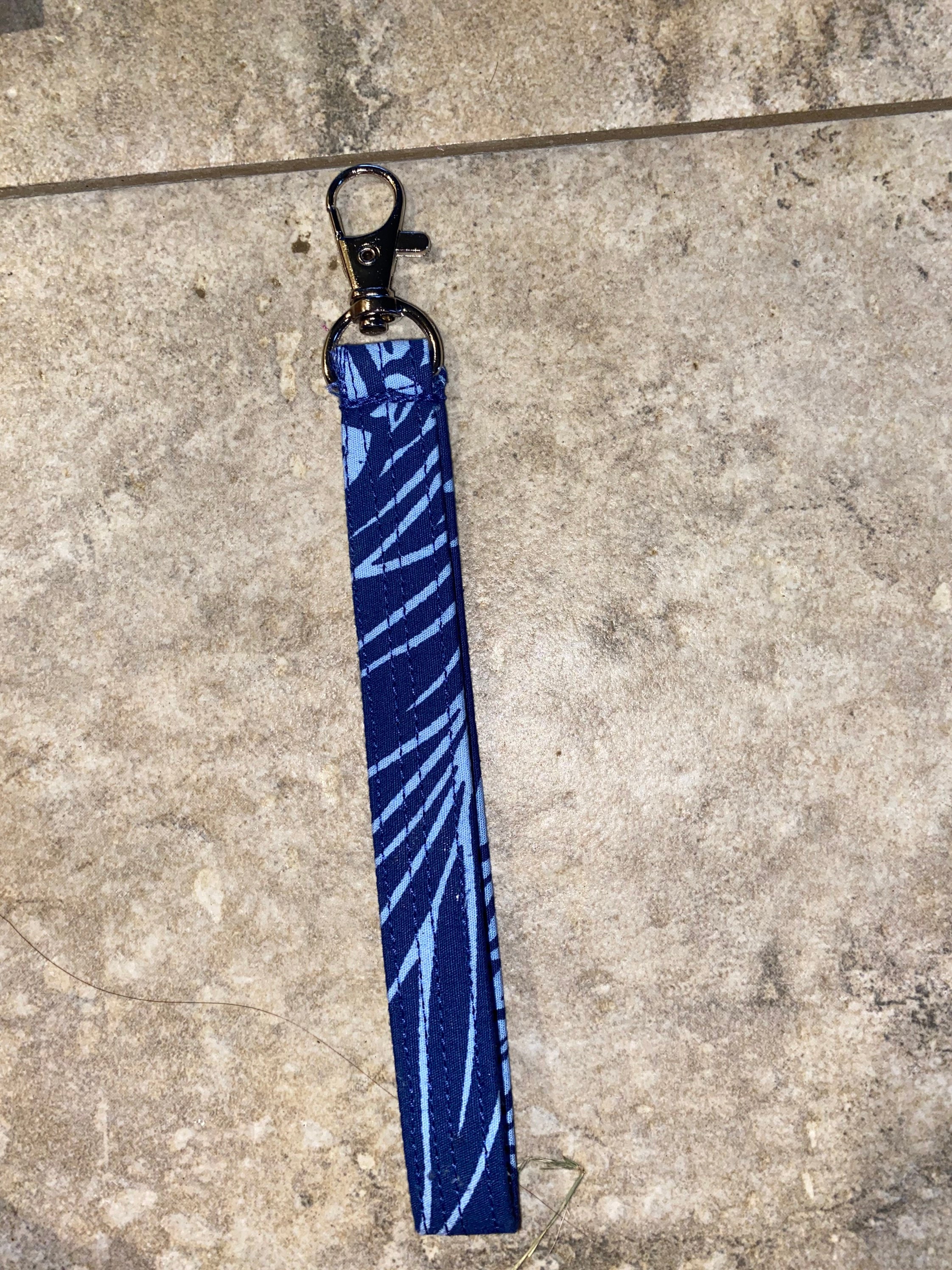 Hawaiian print wristlet key chain key fob FREE SHIPPING Buy 2 | Etsy
