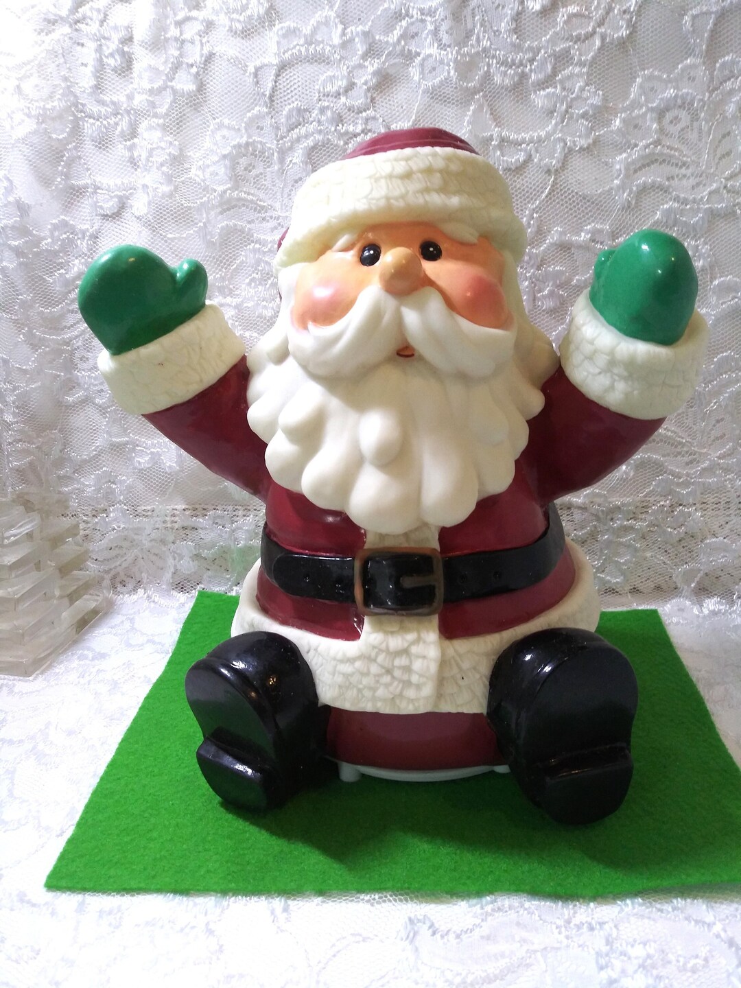 Vintage Rubber Santa Claus ~ Lights up ~ Jiggles ~ Says Ho Ho Ho Merry ...