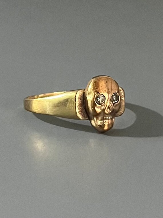 Antique Gold Enamel Skull Ring Diamond Eyes 14K Unise… - Gem