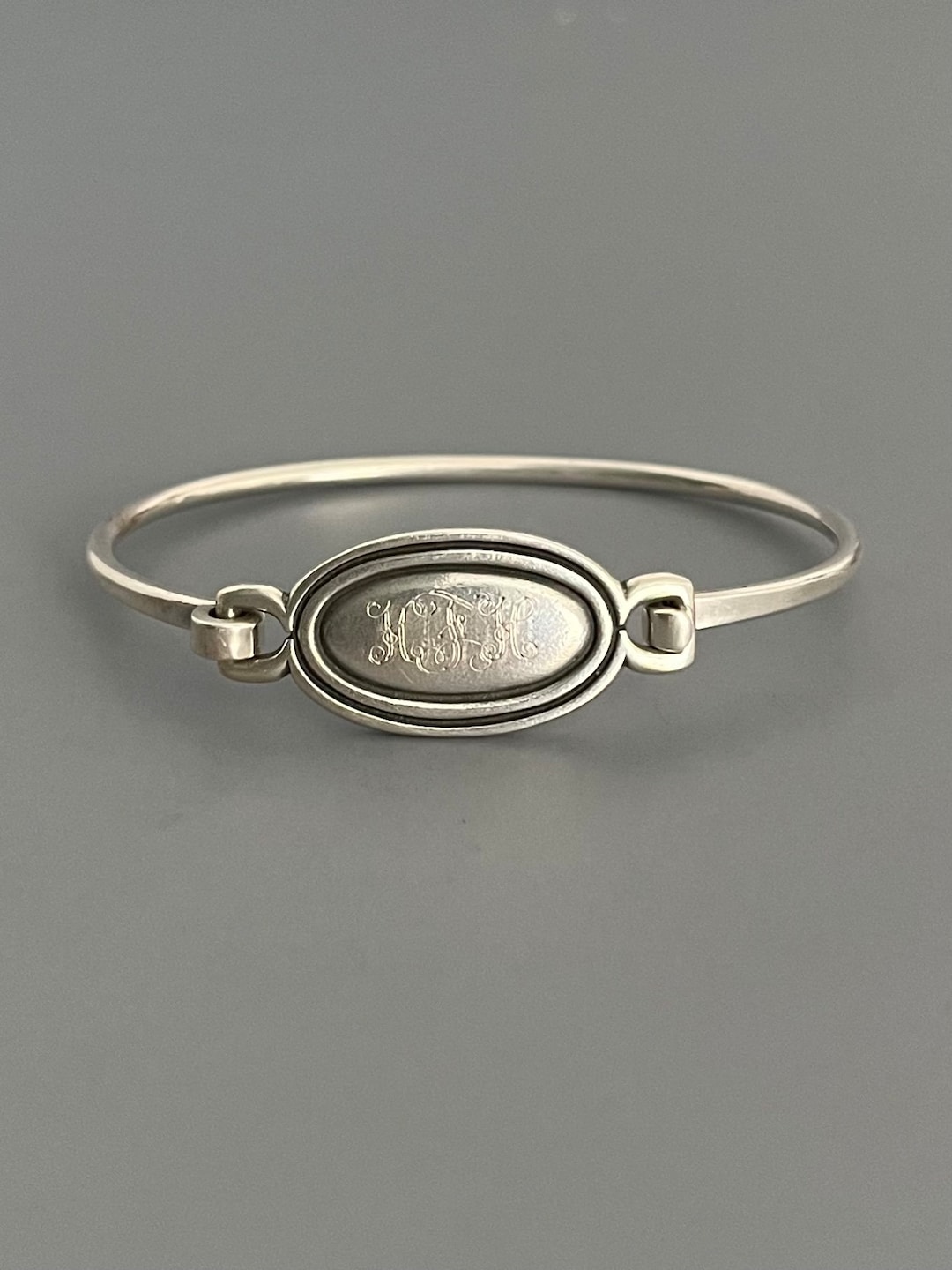 Early James Avery Sterling Monogrammed Signet Latch Bracelet - Etsy