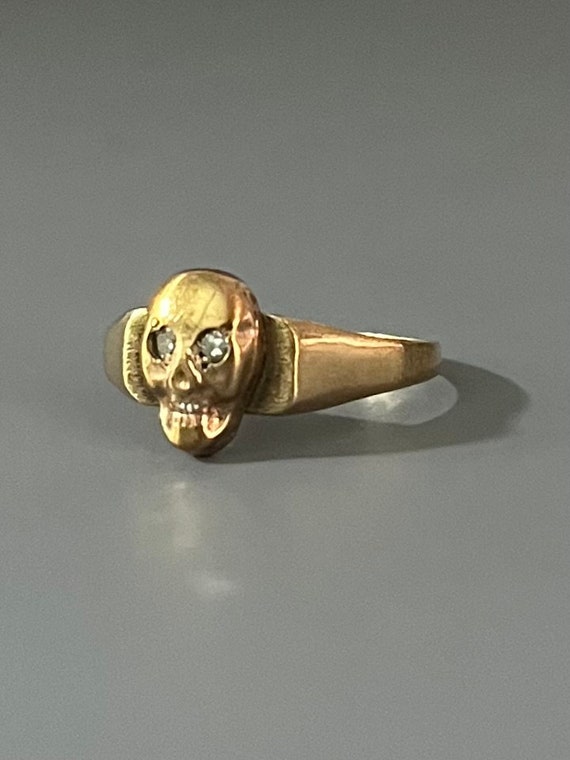 Antique Gold Enamel Skull Ring Diamond Eyes 14K Unise… - Gem