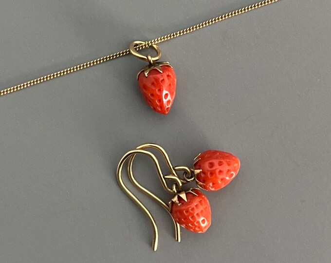 Vintage 14K Coral Strawberry Necklace + Drop Earrings - Etsy