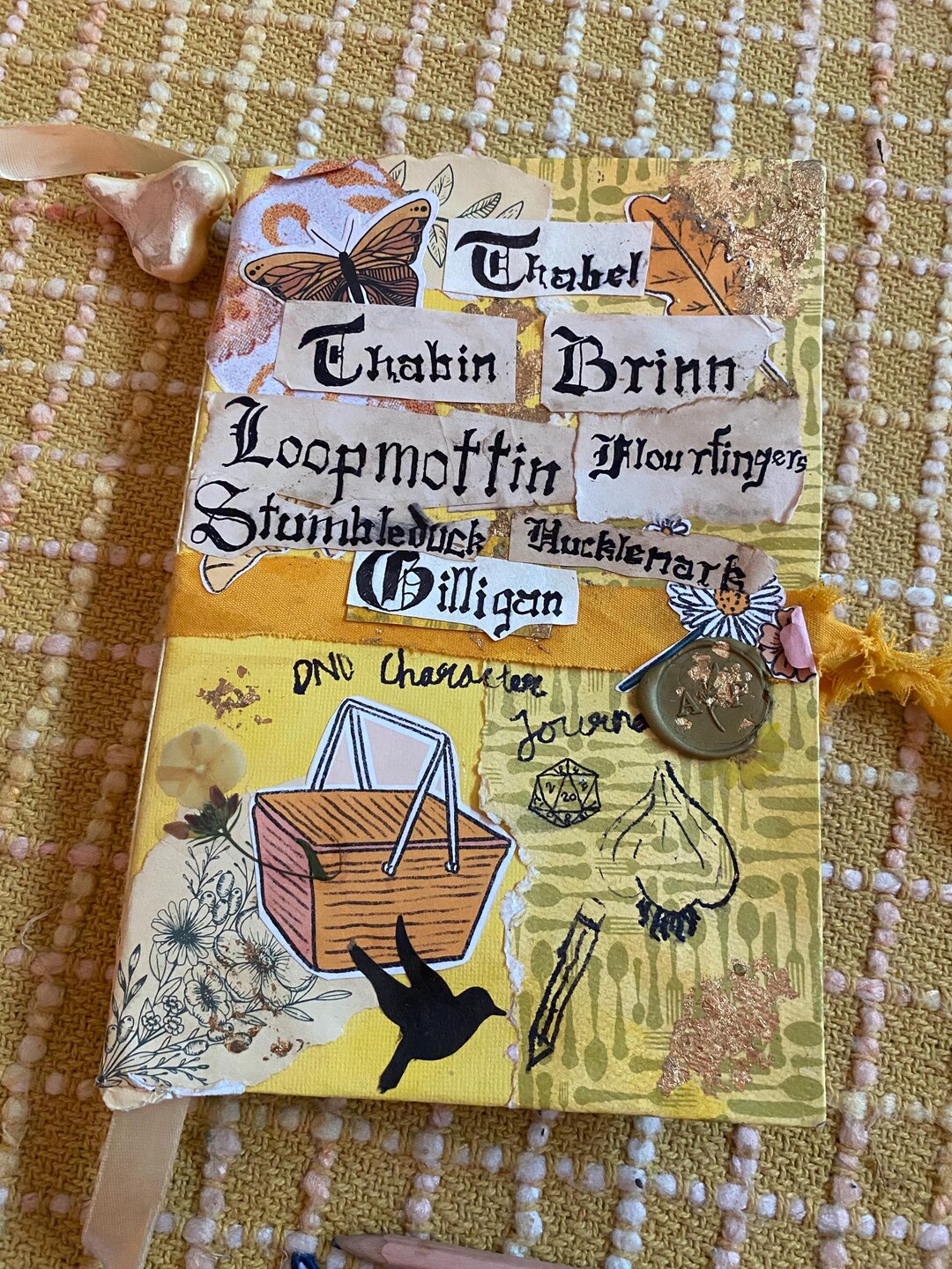 Custom DND Character Junk Journal - Etsy