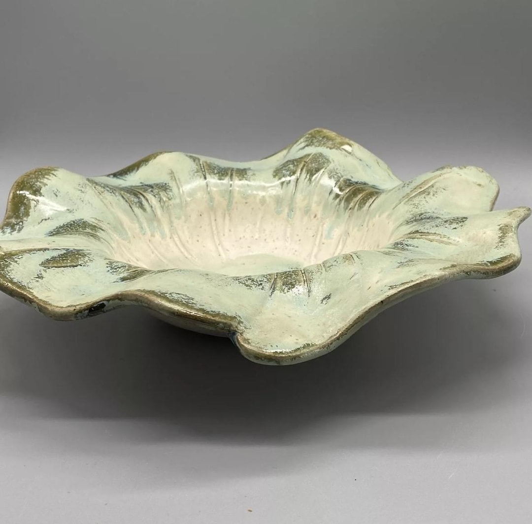 Hudson Valley Pottery Handmade Art Pottery Scalloped Mint Green Drip ...