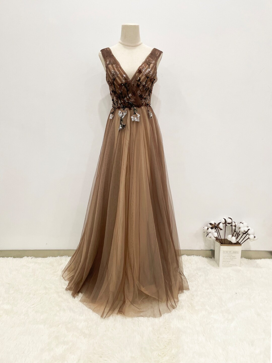 Deep V Neck Evening Dress Brown Prom Dress Sleeveless Ball Gown Lace ...
