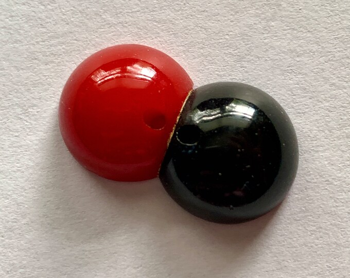 Vintage Bakelite Button, Laminated Red and Black, 1 in Length - Etsy