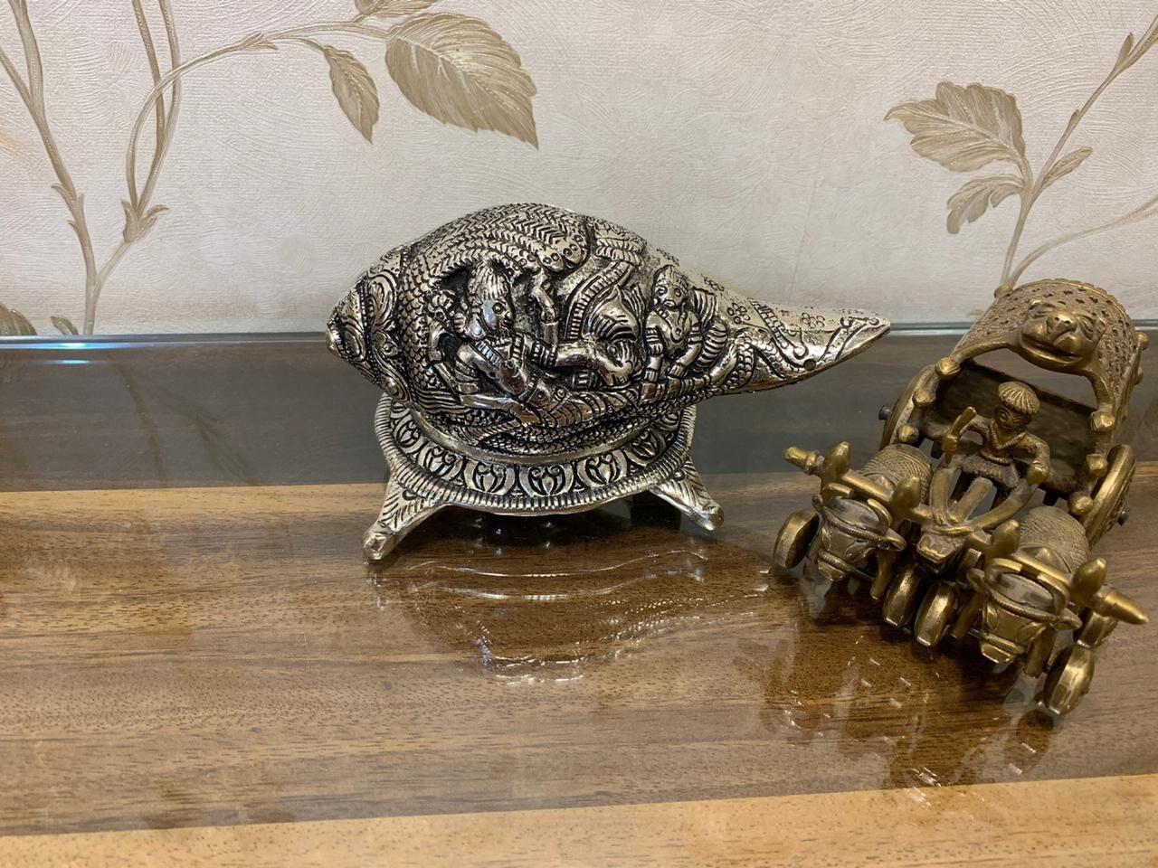 Vishnu Lakshmi Engraved Sankh With Stand German Silver Conch - Etsy