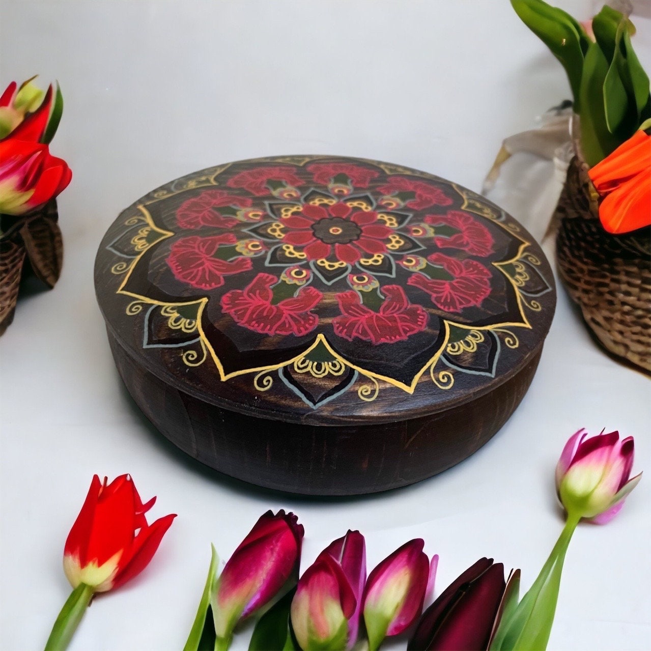 Floral Round Box L1 - Etsy
