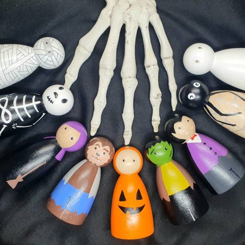 Halloween Peg Dolls - Etsy