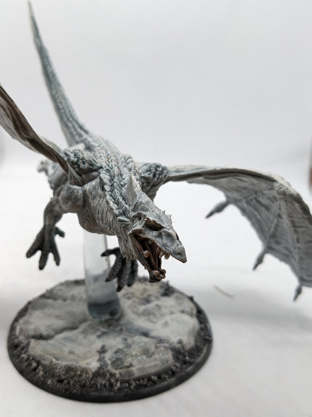 Young Adult huge White Dragon Hand Painted Miniature for Dungeons and ...