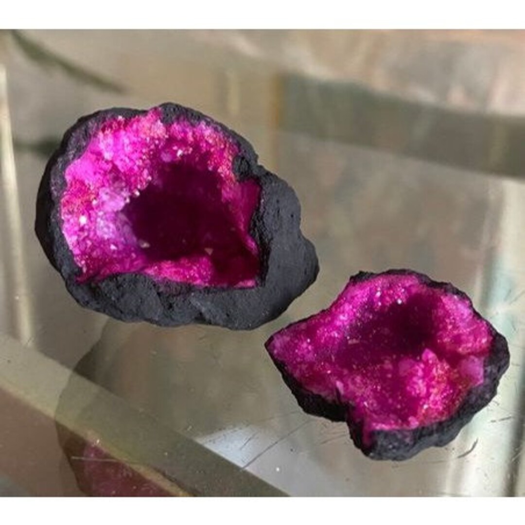 Hot Pink Dyed Geode Pair (2 Pcs) 2.6" X 1.8" #11 SALE - Etsy