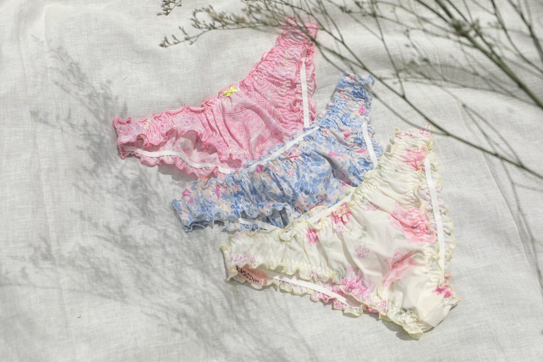 POWDER SET Set of Three Ruffle Panties Pastel Ditsy Flowers - Etsy