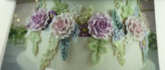 Edible rose and leaf set for cake made with fondant sugar | Etsy