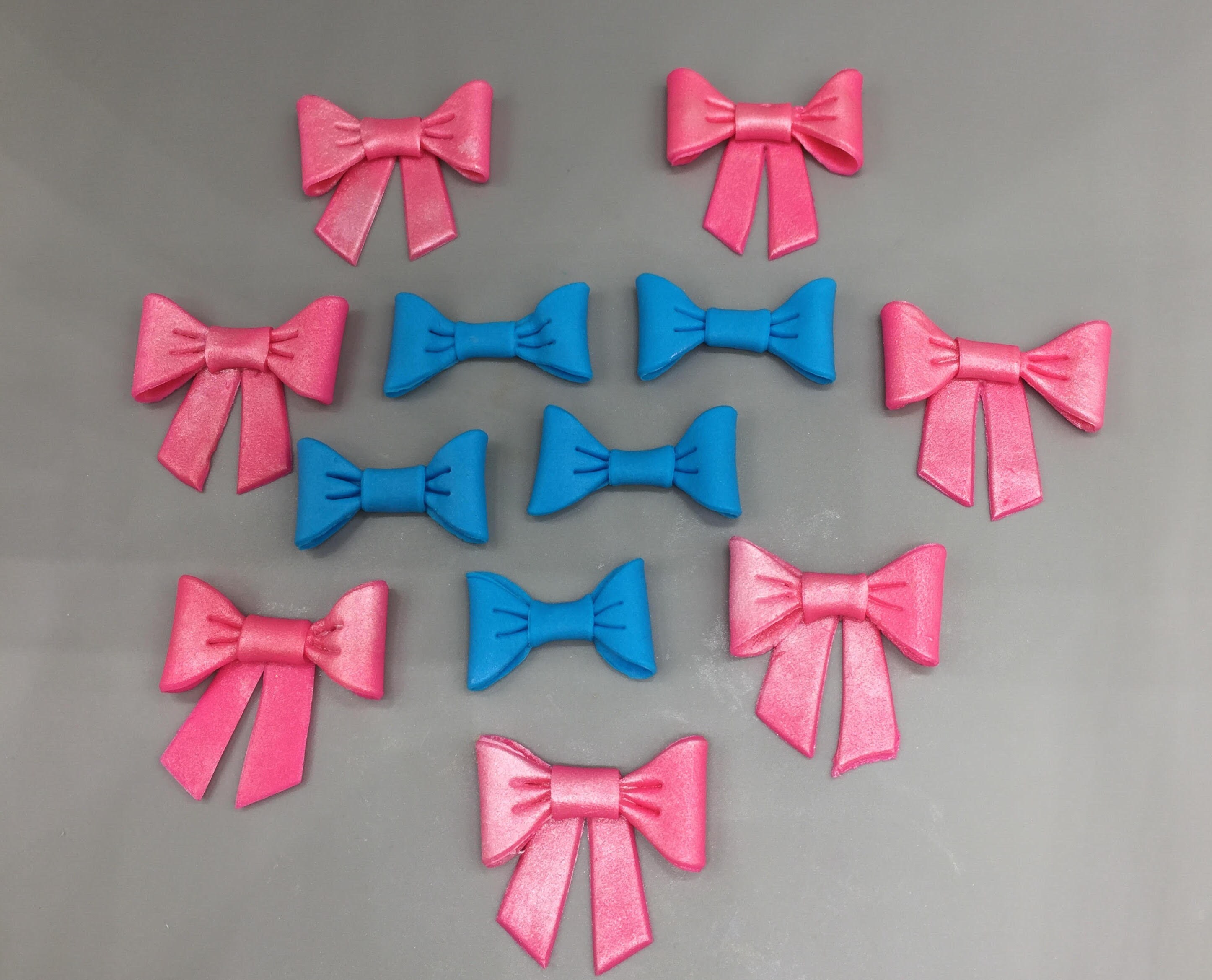 Fondantsugar Edible Bows for Cakes and Cupcakes 3 | Etsy