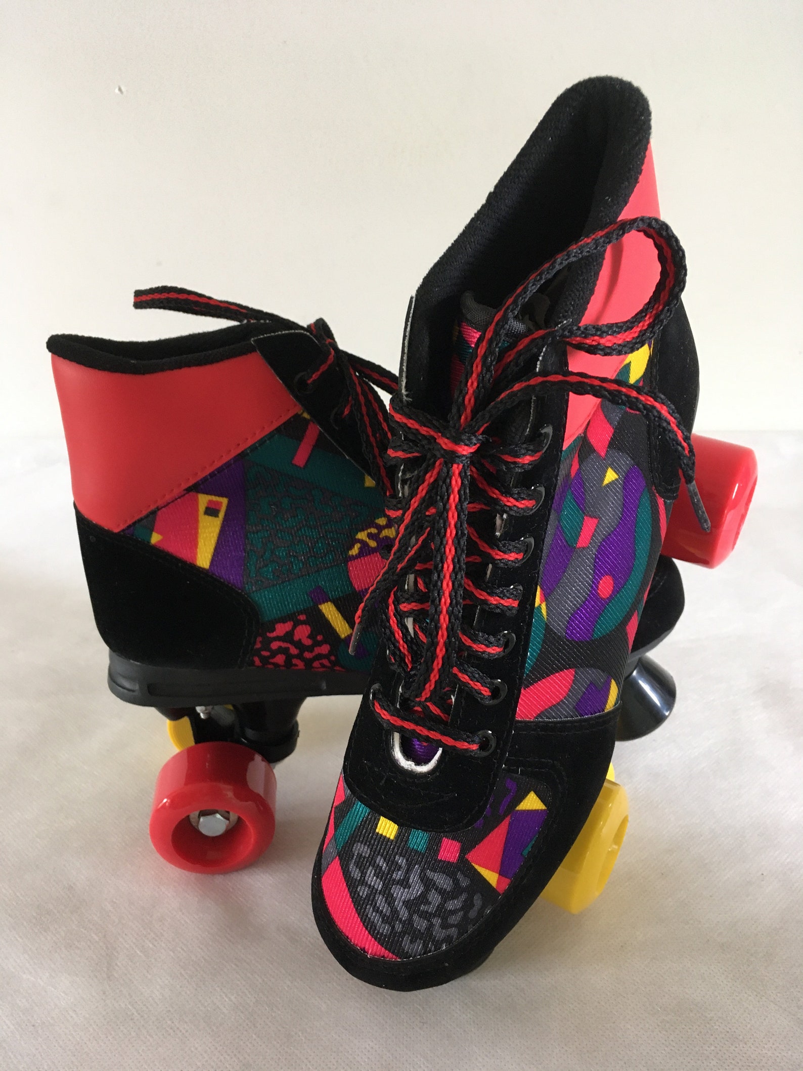 Vintage 80's Retro Roller skates black red and disco | Etsy