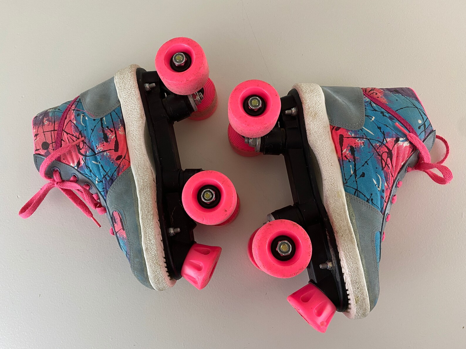 Vintage 80's Retro Roller Skates Grey, Neon Pink, Purple, Blue and ...