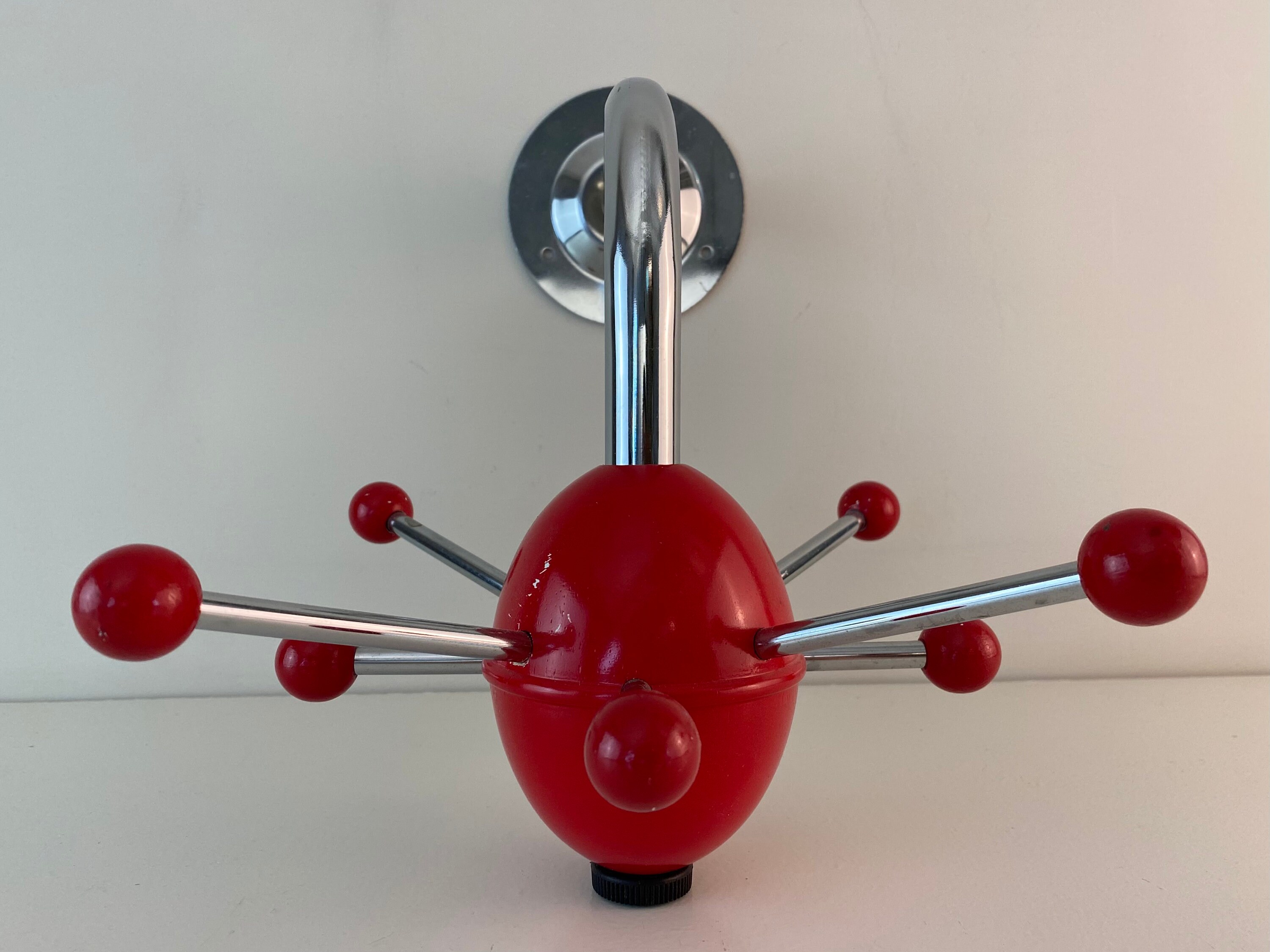 Red sputnik atomic coat rack, coat hanger, Osvaldo Borsani collection ...