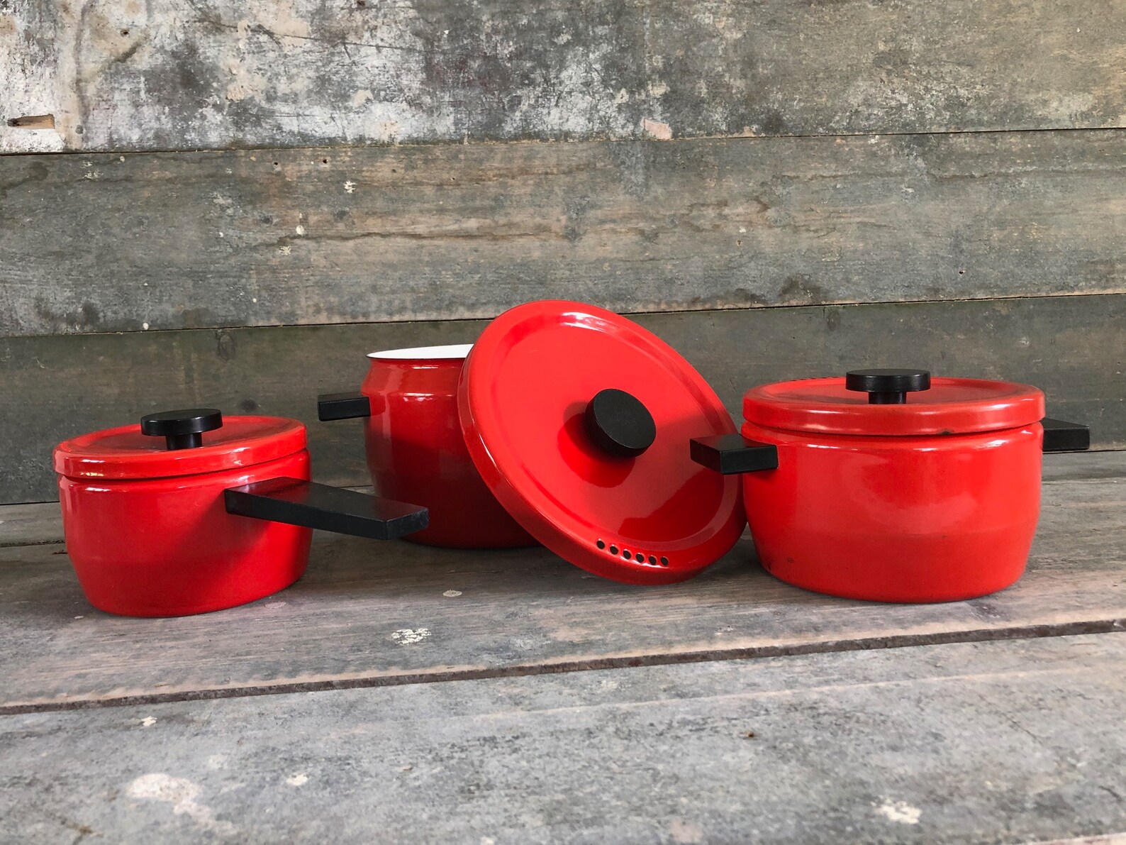 Set of 3 Vintage Red Arabia Finel Pans, 3 Arabia Finel Enamel Ware Pots ...