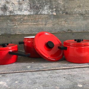 Set of 3 Vintage Red Arabia Finel Pans, 3 Arabia Finel Enamel Ware Pots ...