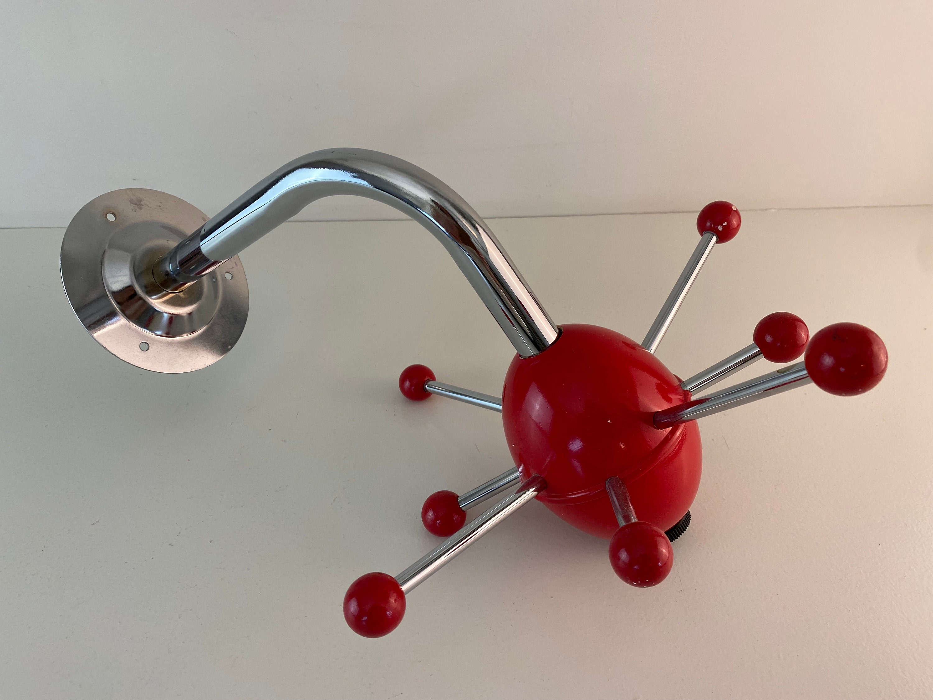 Red sputnik atomic coat rack, coat hanger, Osvaldo Borsani collection ...