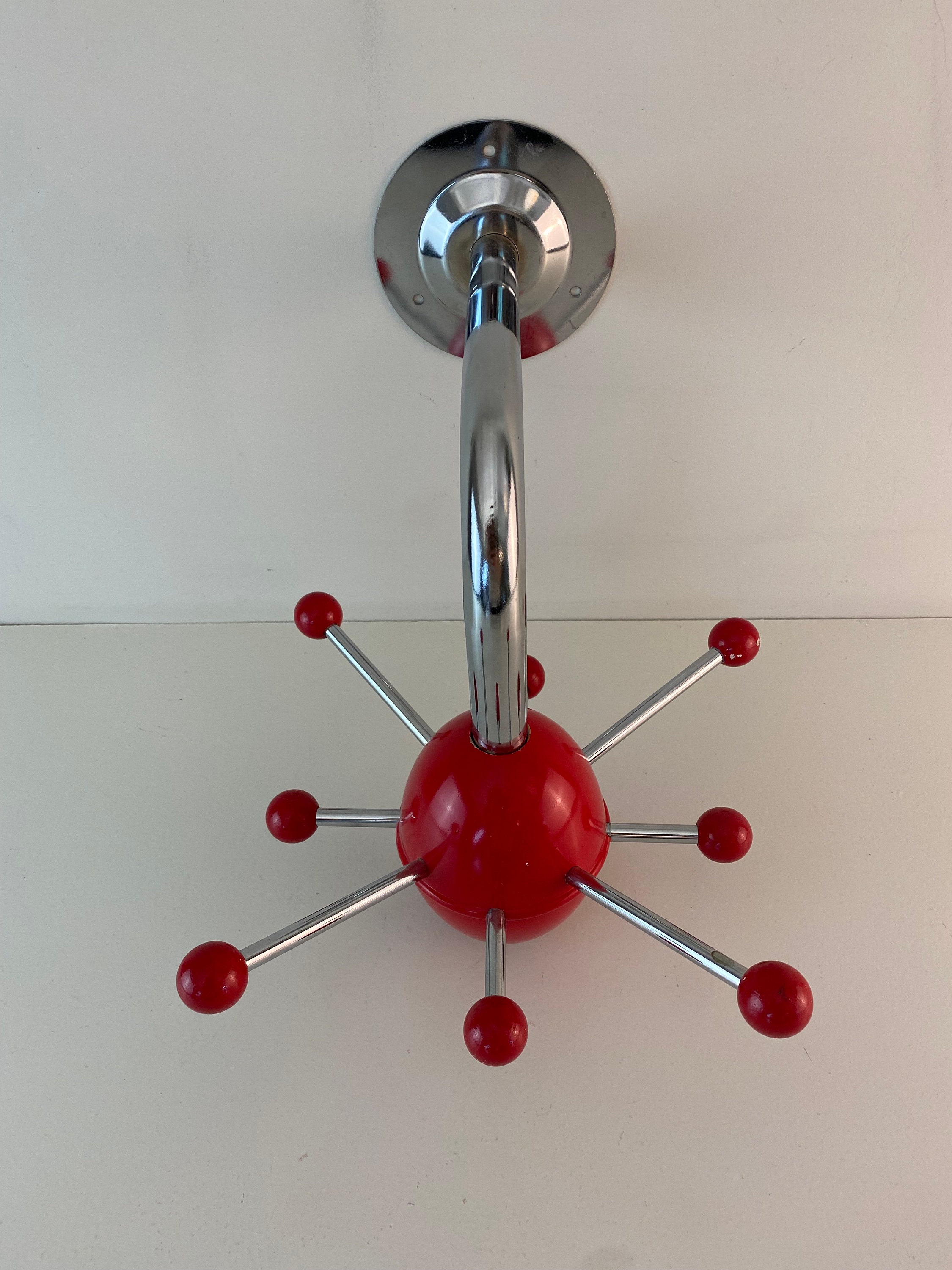 Red sputnik atomic coat rack, coat hanger, Osvaldo Borsani collection ...