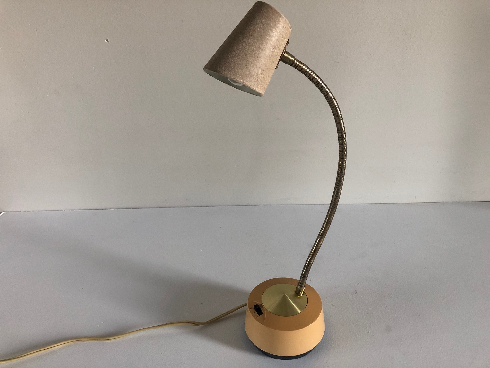 Japanese desk lamp, cute little table lamp, vintage from Japan, 1960s ...
