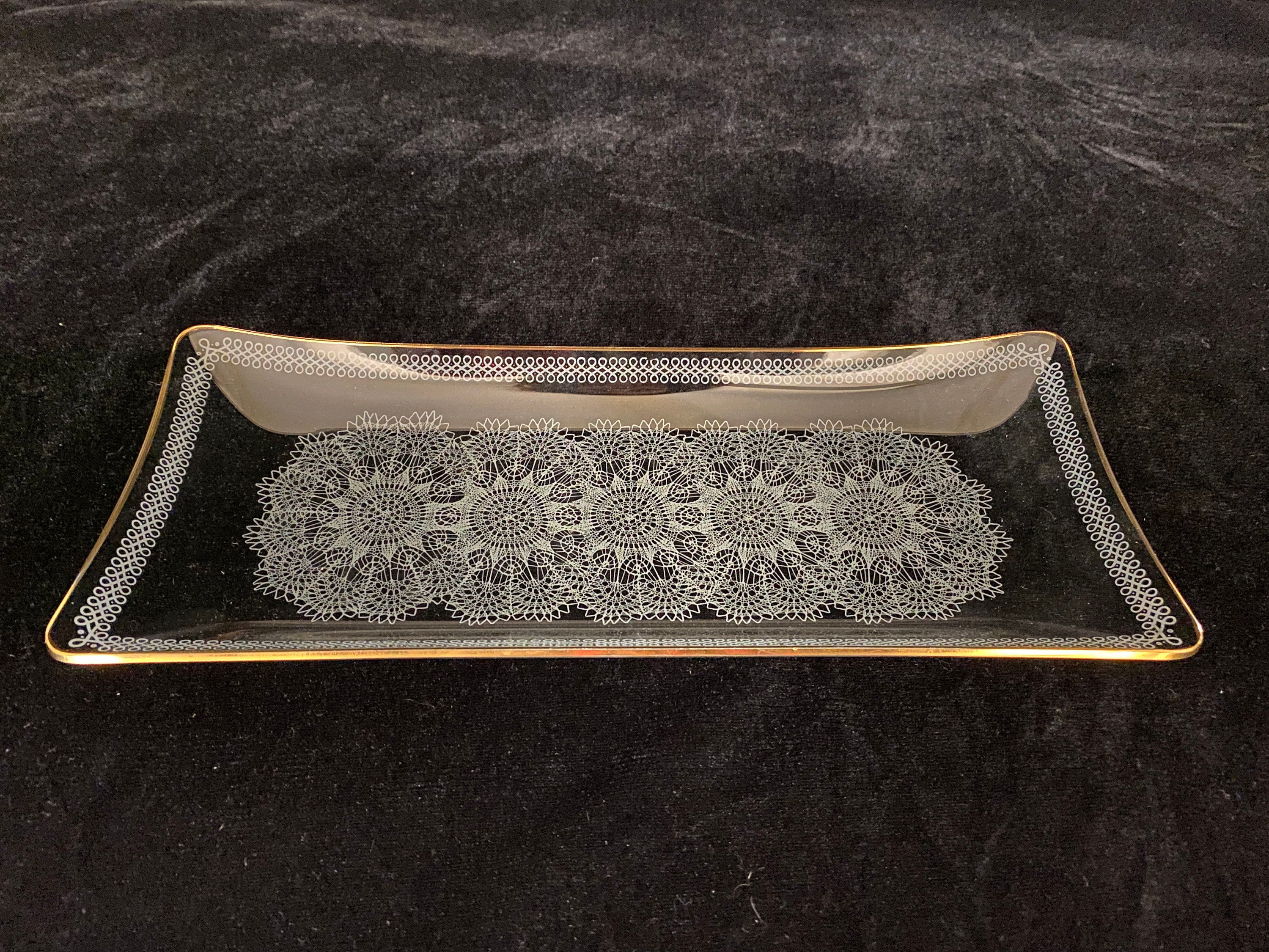 Rectangular chance glass cake plate with golden rim, beautiful delicate ...