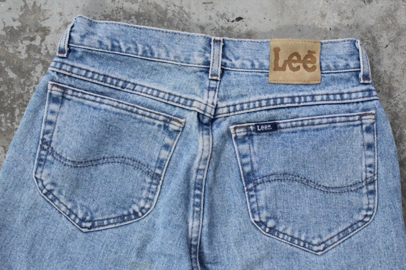 Vintage 1990s USA Union-made Lee High Waisted Skinny Leg Jeans - 11 ...