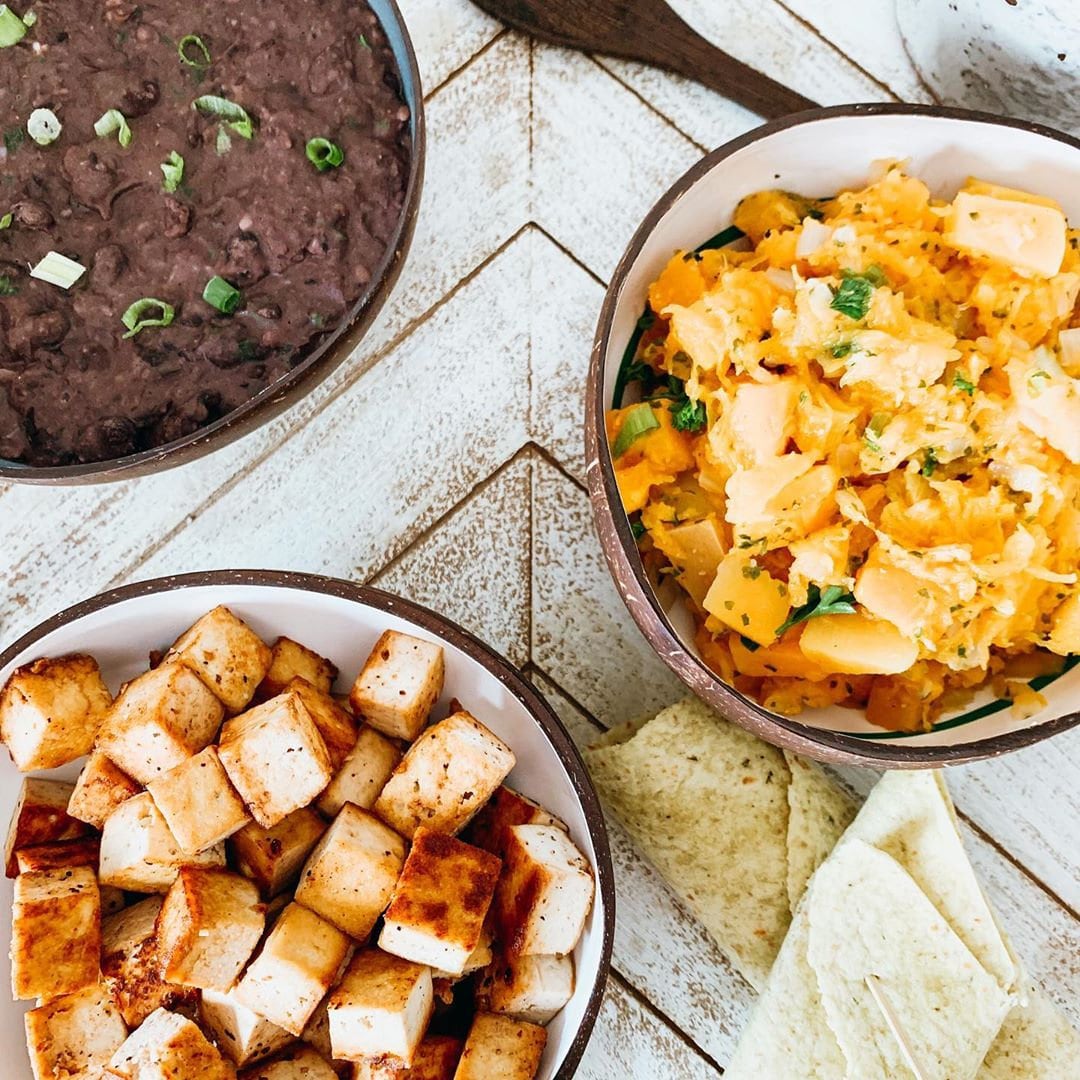 Coconut Bowl Jake & Maddie Sliver Brown Eggshell Pattern Paint Metallic ...