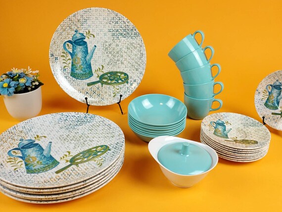 Vintage 60s Melamine Dinnerware. MCM Home Decor Dishes - Etsy
