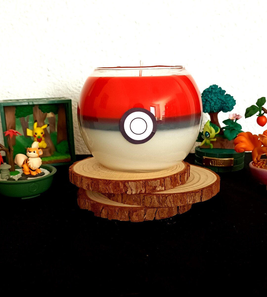 Poké Ball Candle - Gardenia & Berries - Etsy