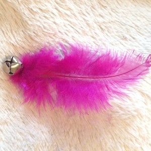 FEATHER BELL Cat Toys!!! Jingle Bell W/feather - Cats Love Them!!! 3 ...
