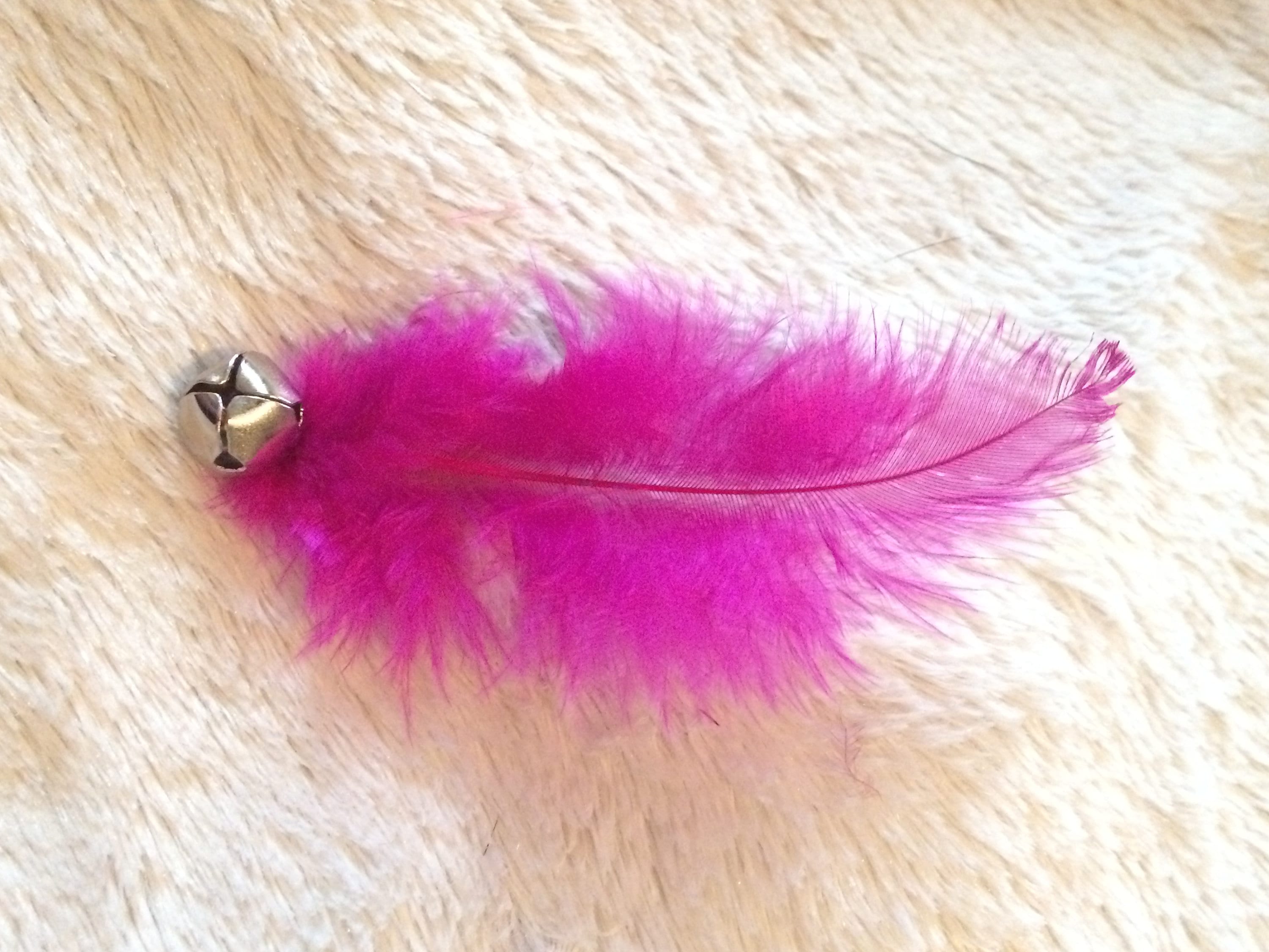 FEATHER BELL Cat Toys!!! Jingle Bell W/feather - Cats Love Them!!! 3 ...