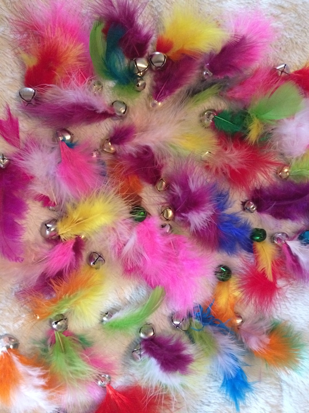 FEATHER BELL Cat Toys!!! Jingle Bell W/feather - Cats Love Them!!! 6 ...