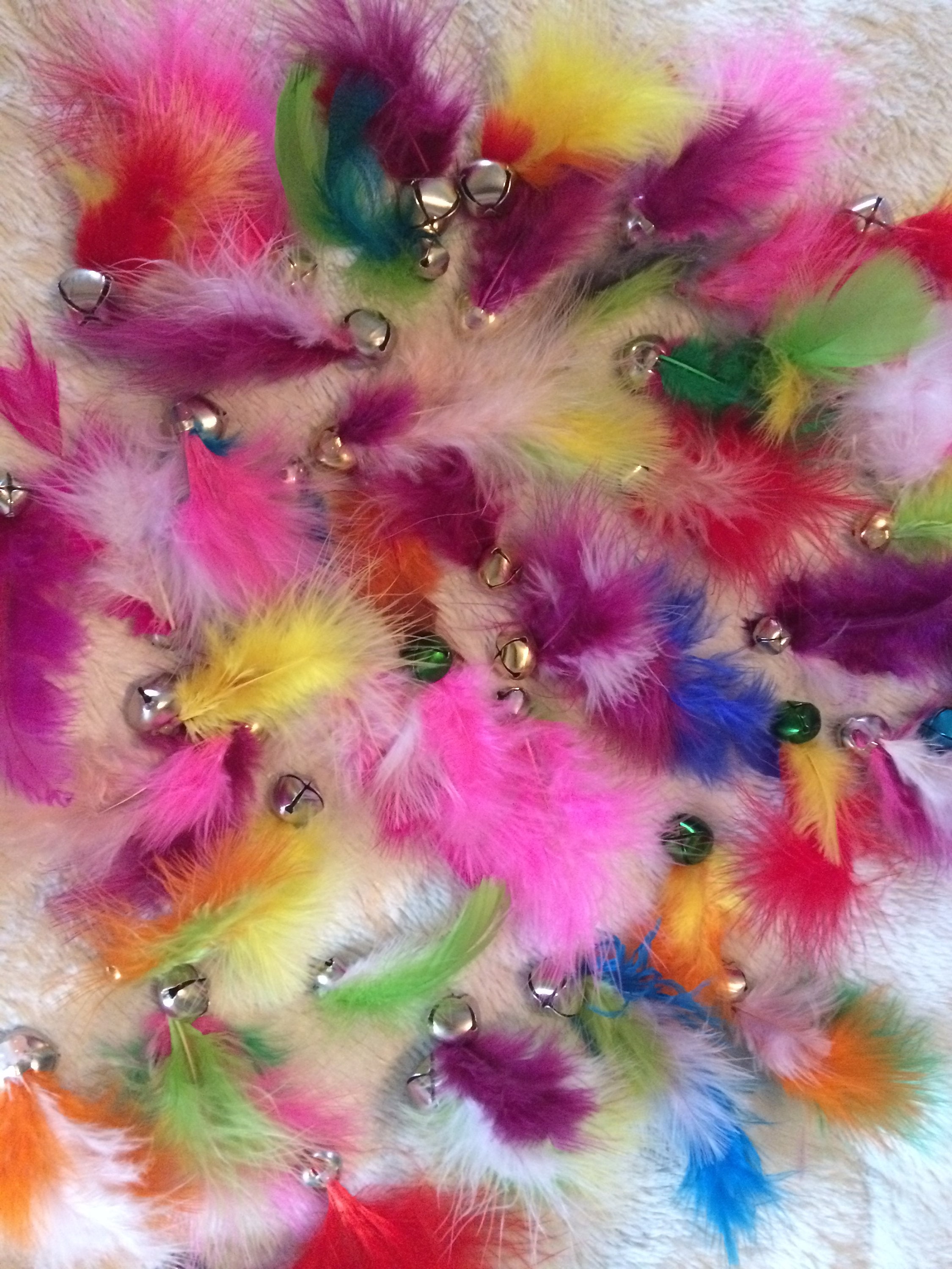 FEATHER BELL Cat Toys!!! Jingle Bell W/feather - Cats Love Them!!! 3 ...