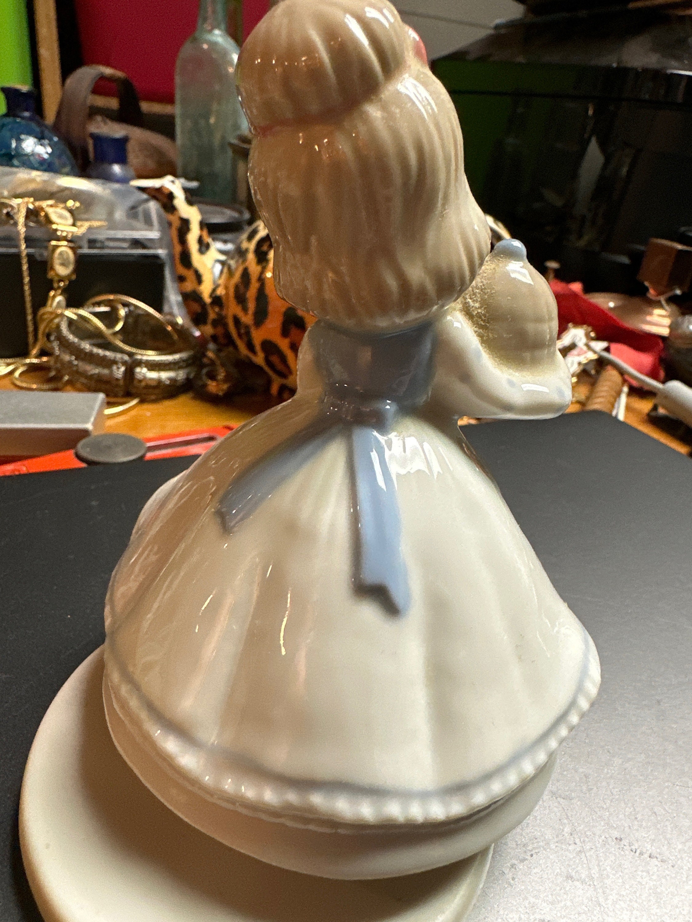 Little Girl Porcelain Music Box - Etsy