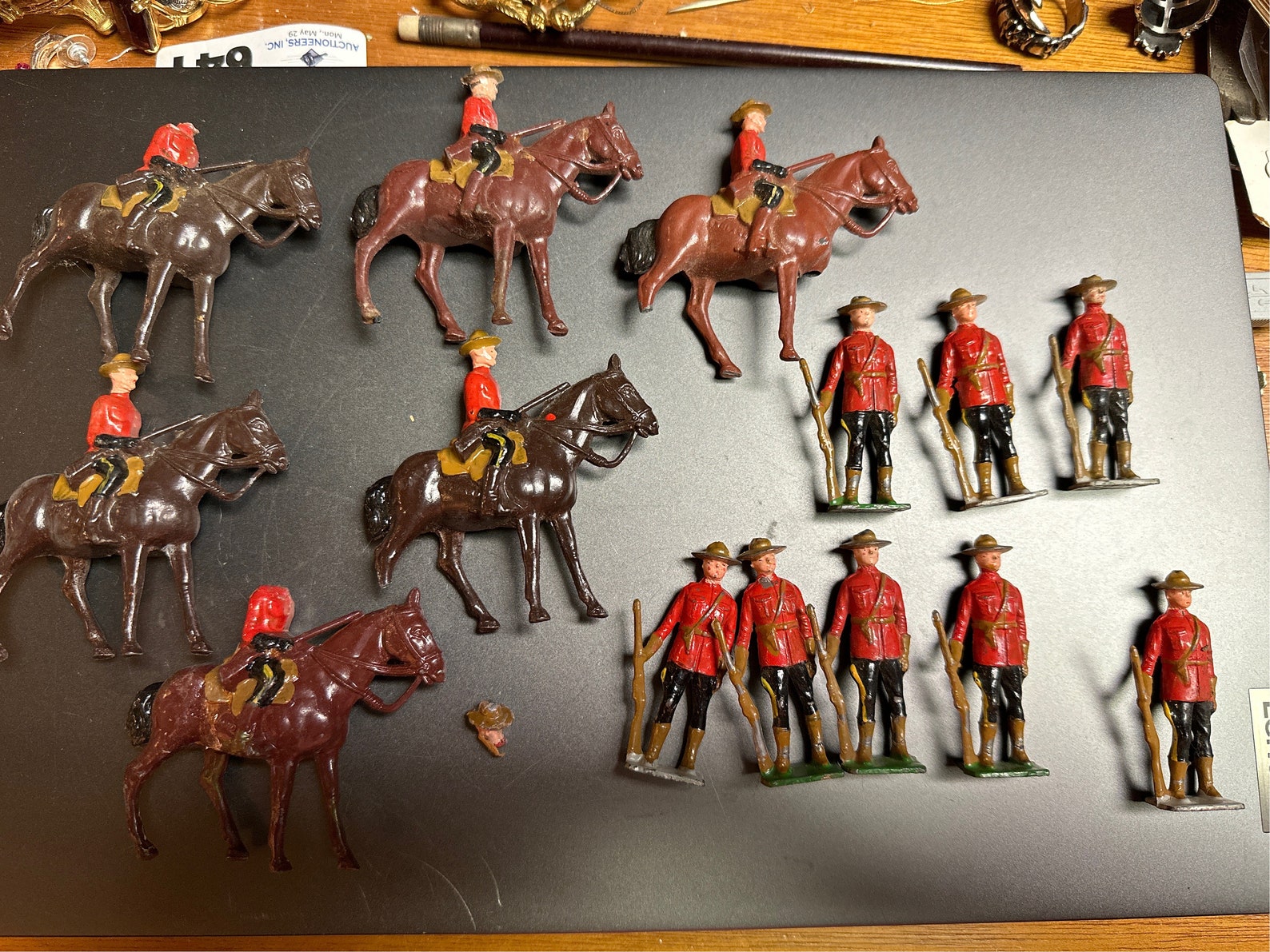Metal Army Men. Likely Canadian Mounted Police. Some Damage - Etsy