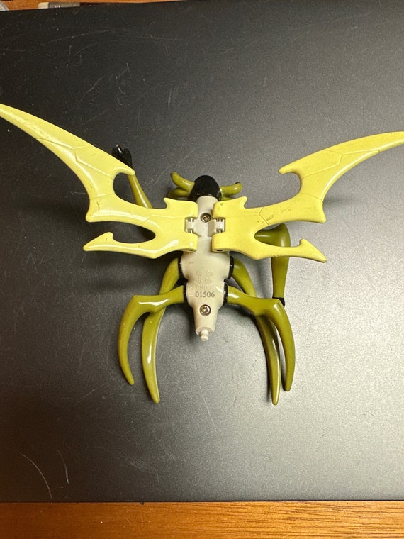 Ben 10 Omniverse Stinkfly Toy