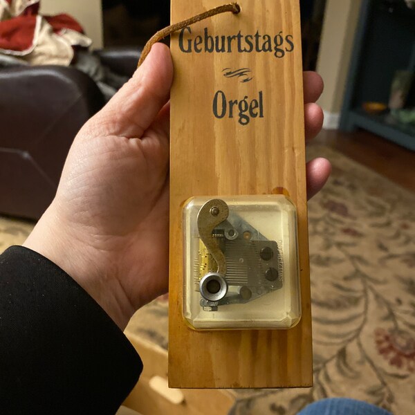 Hand Crank Music Box - Etsy